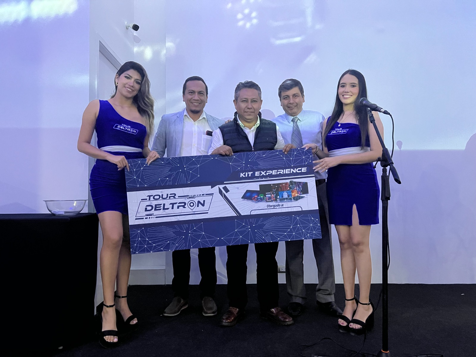 Socios de negocios de Trujillo fueron premiados en la Noche de ...